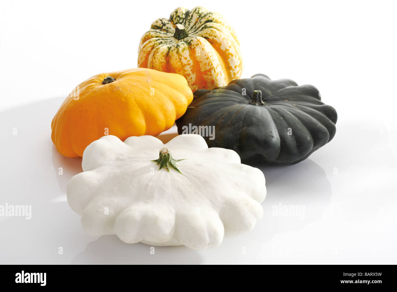 Small pumpkin squash hi-res stock photography and images - Alamy