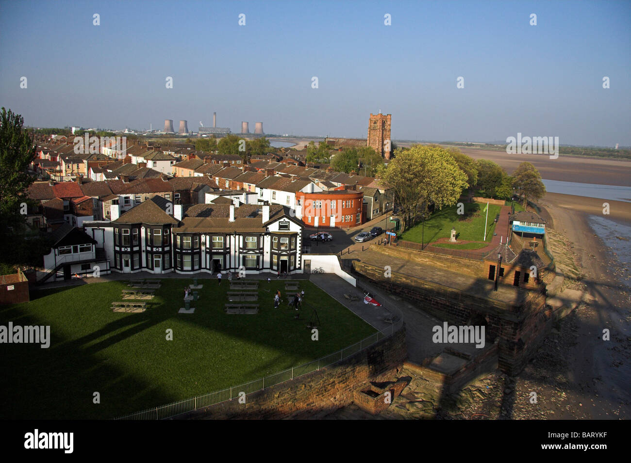 View from Runcorn Bridge over Widnes, to Fiddlers Ferry Power Station ...
