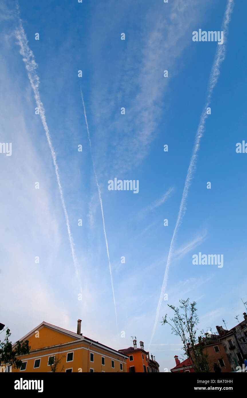 Straight blue trails in hi-res stock photography and images - Alamy