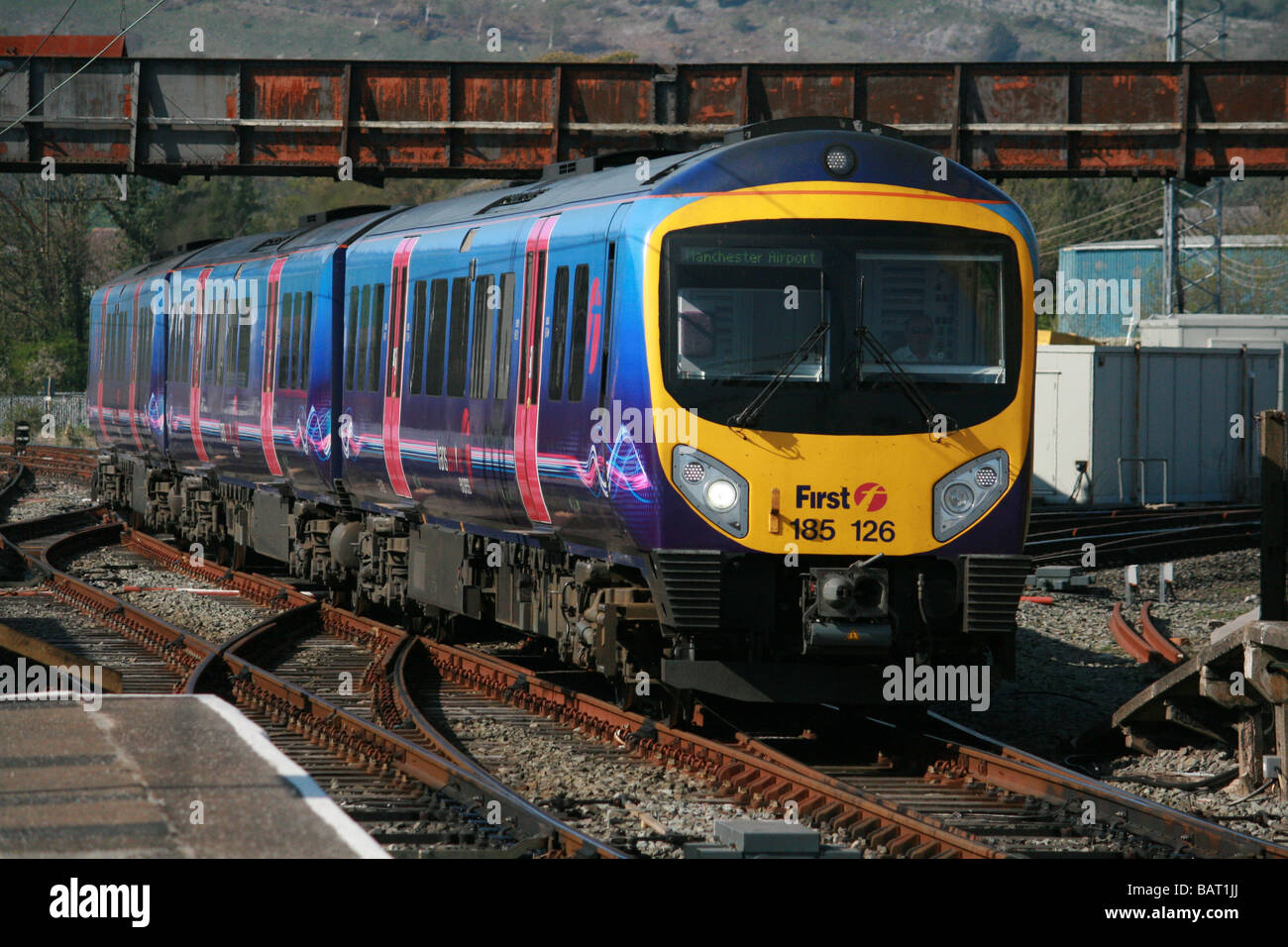 Class 185 Diesel Multiple Unit entering Carnforth station with a train ...