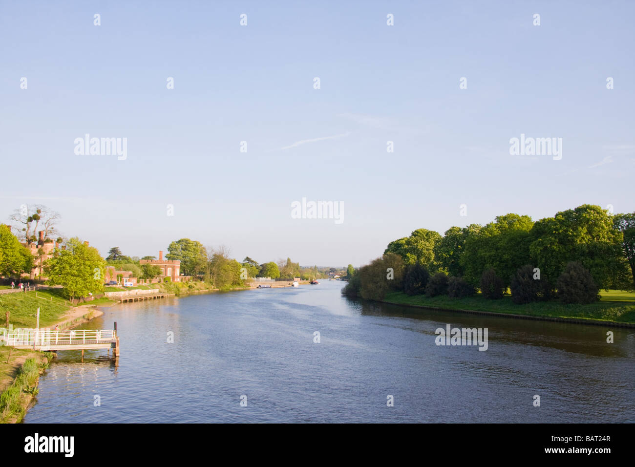River Thames Hampton Court London England Stock Photo - Alamy
