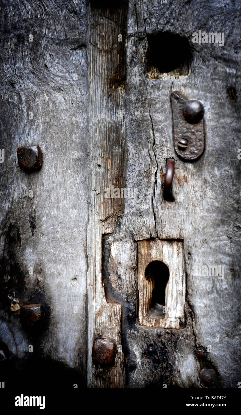 Old wooden prison door hi-res stock photography and images - Alamy