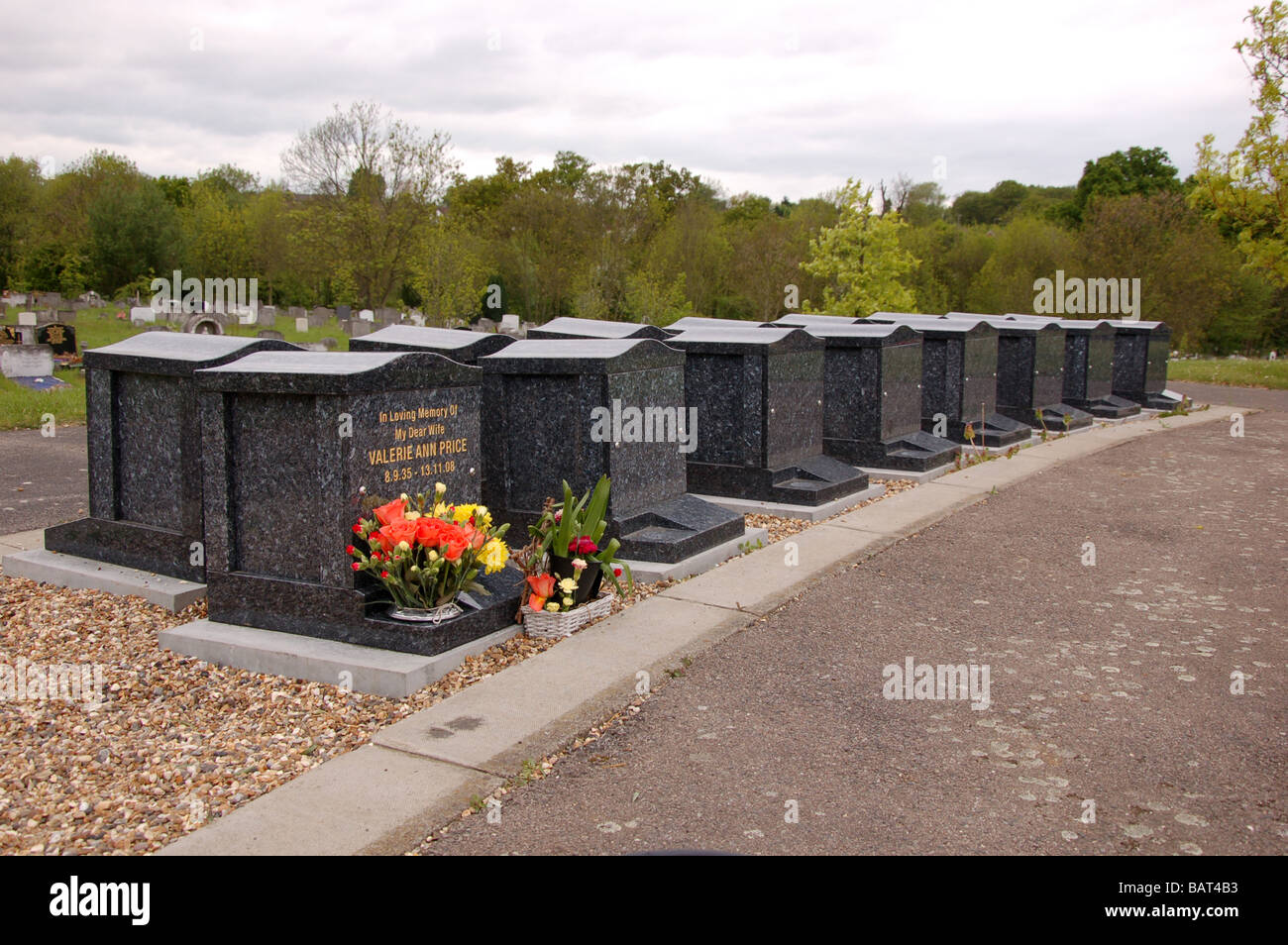 Headstones in Islington cemetery, London, England, Uk Stock Photo - Alamy