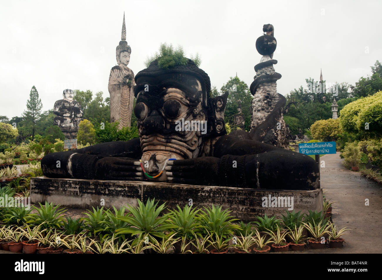 Sala Keo Kou, A park with very large concrete statues / sculptures ...