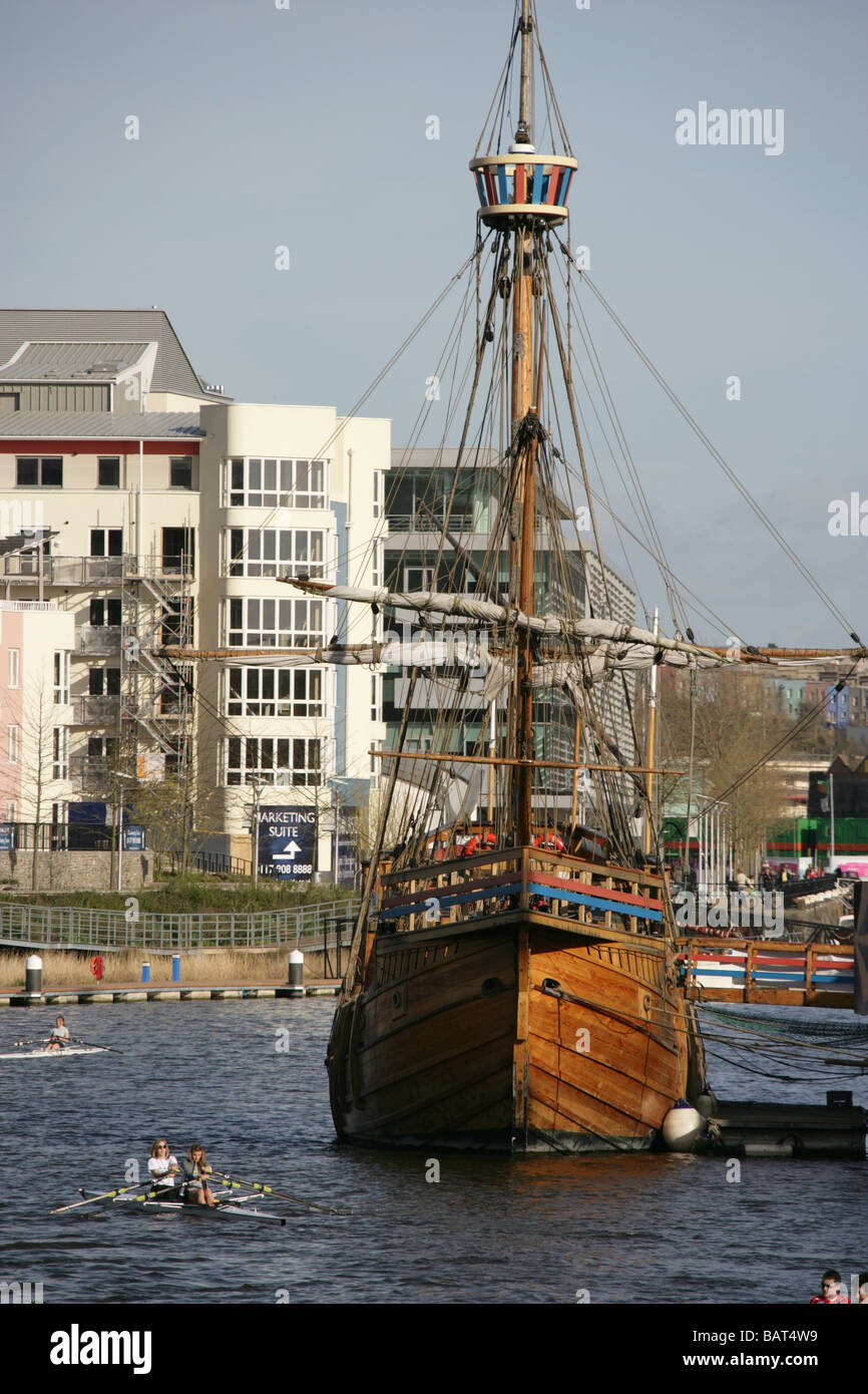 City of Bristol, England. Rowing at Bristol’s Floating Harbour with the ...
