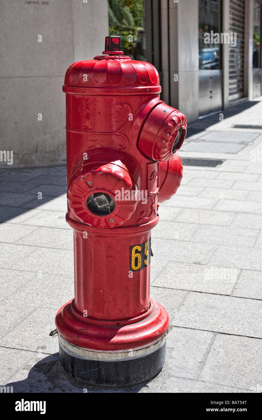 Fire truck pumping water hi-res stock photography and images - Alamy