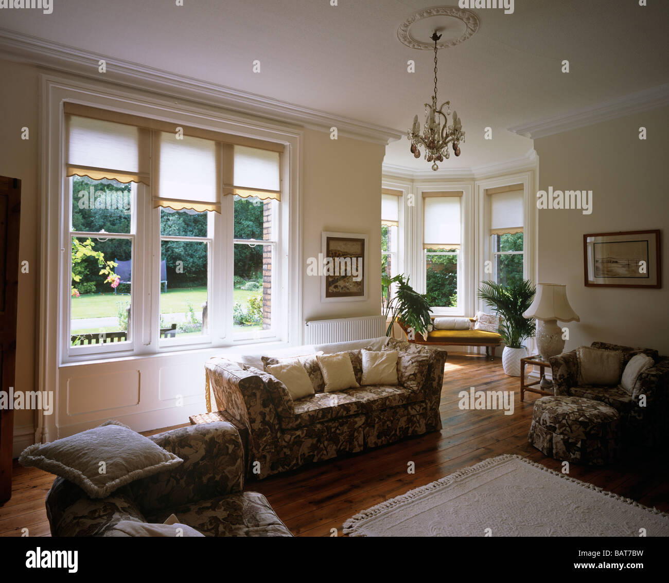 Chintz room hi-res stock photography and images - Alamy