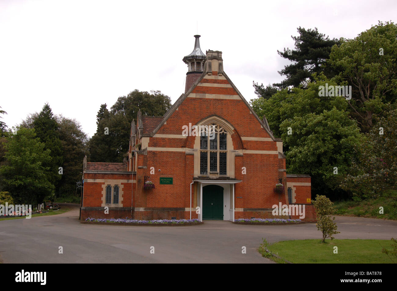 Islington Chapel in Islington cemetery, London, England, Uk Stock Photo ...