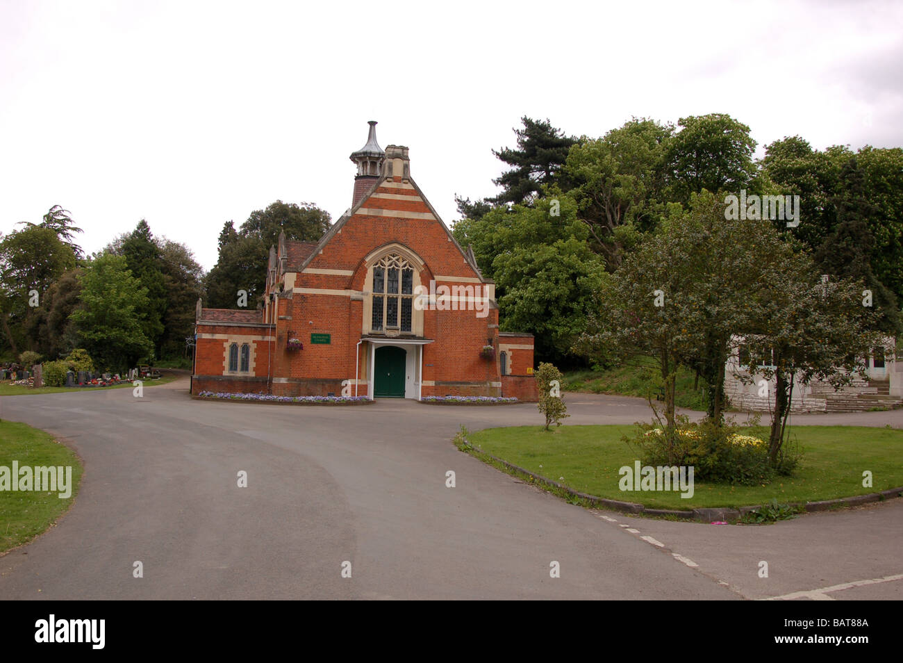Islington Chapel in Islington cemetery, London, England, Uk Stock Photo ...