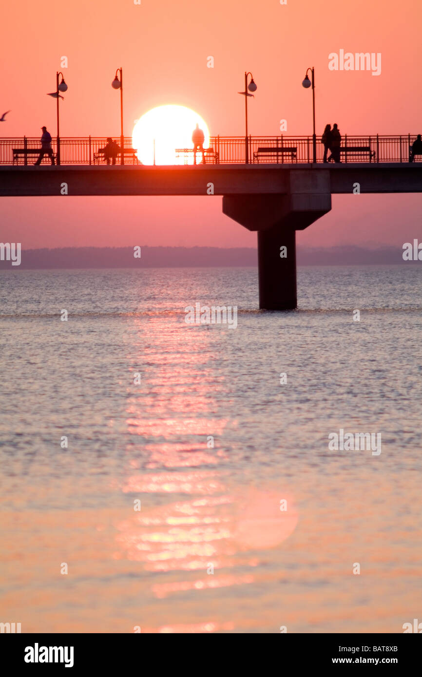 Traffic flowing sunset hi-res stock photography and images - Alamy
