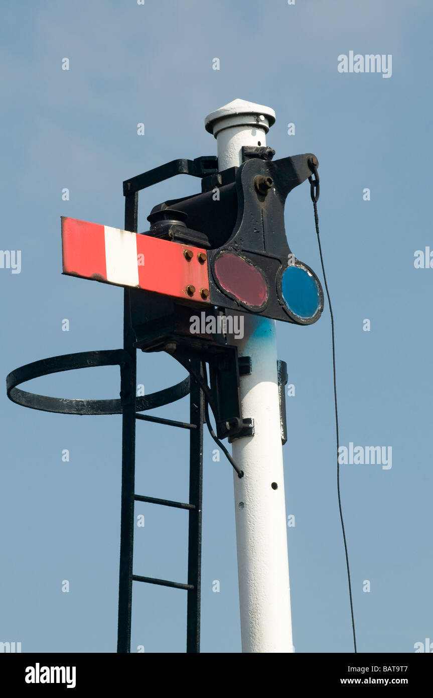 Railway stop hi-res stock photography and images - Alamy