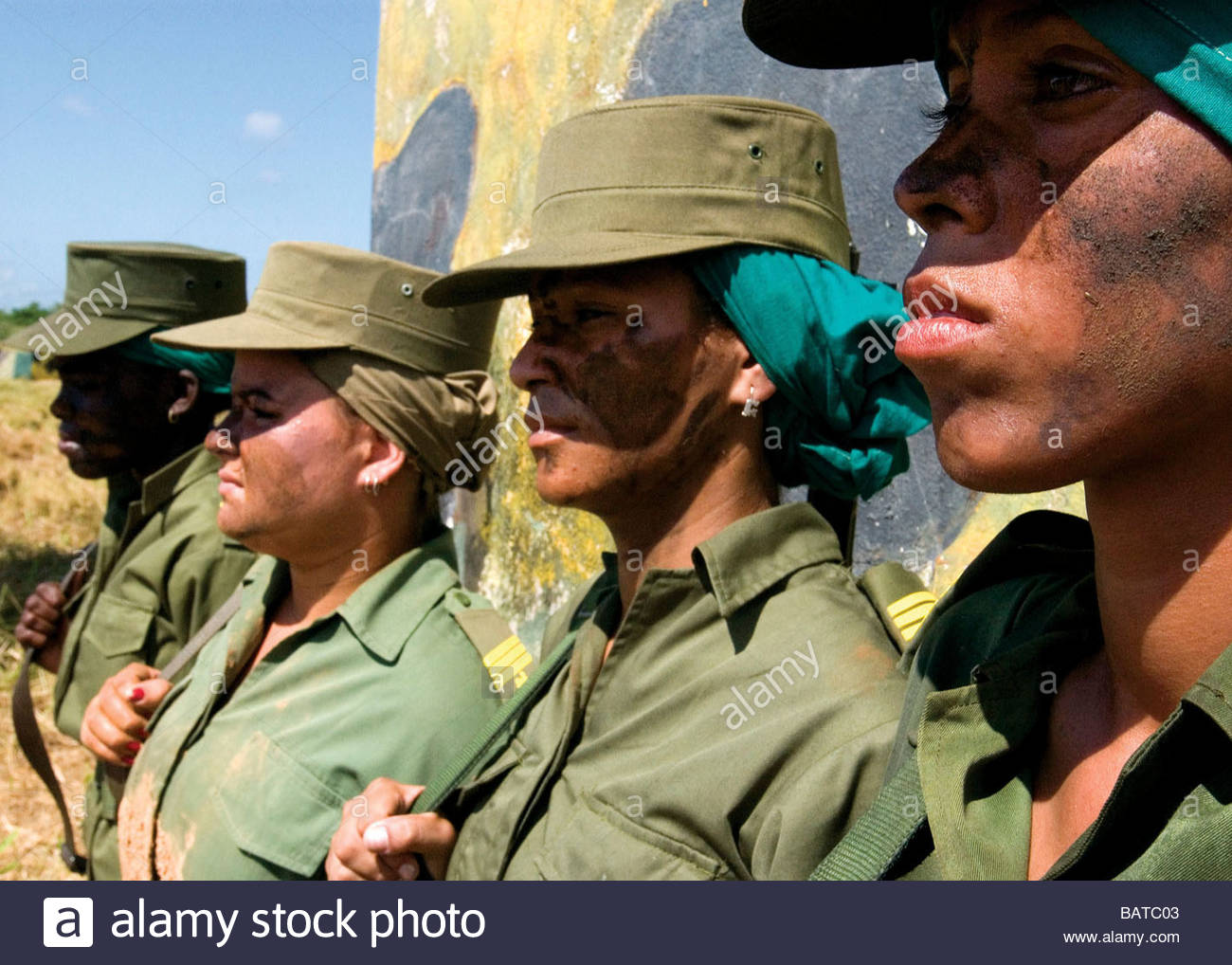 Female Soldier Training Not Gun Stock Photos & Female Soldier Training ...