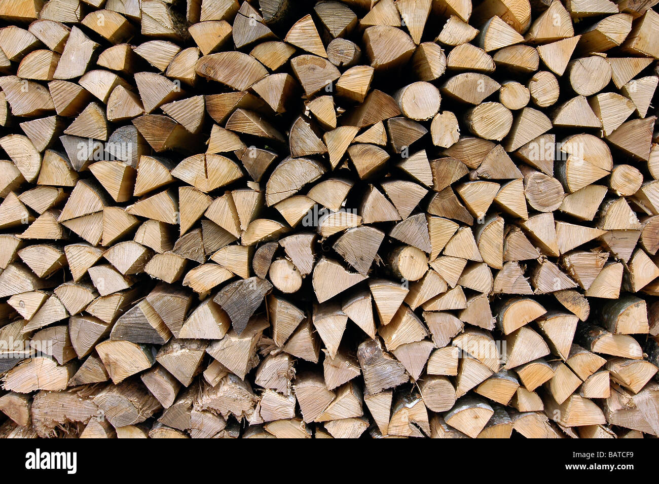 Wooden panels stacked hi-res stock photography and images - Alamy