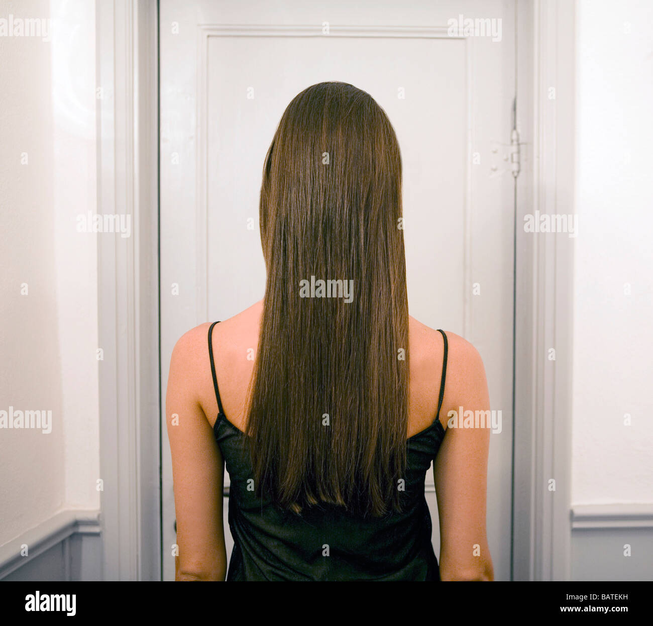 woman with long straight hair Stock Photo - Alamy