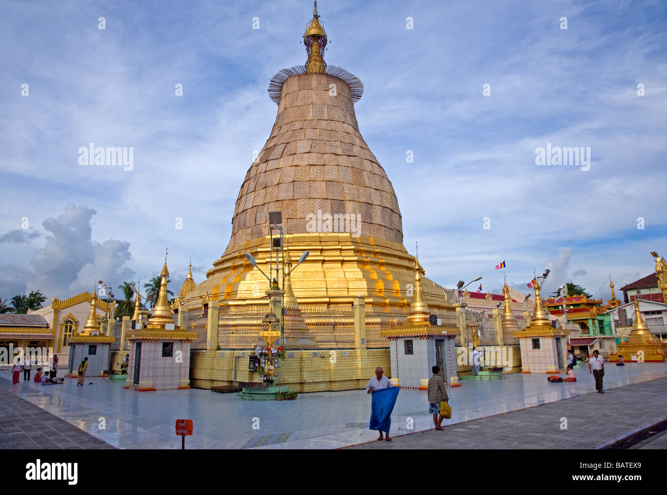 Botataung Paya. Yangon. Myanmar Stock Photo - Alamy