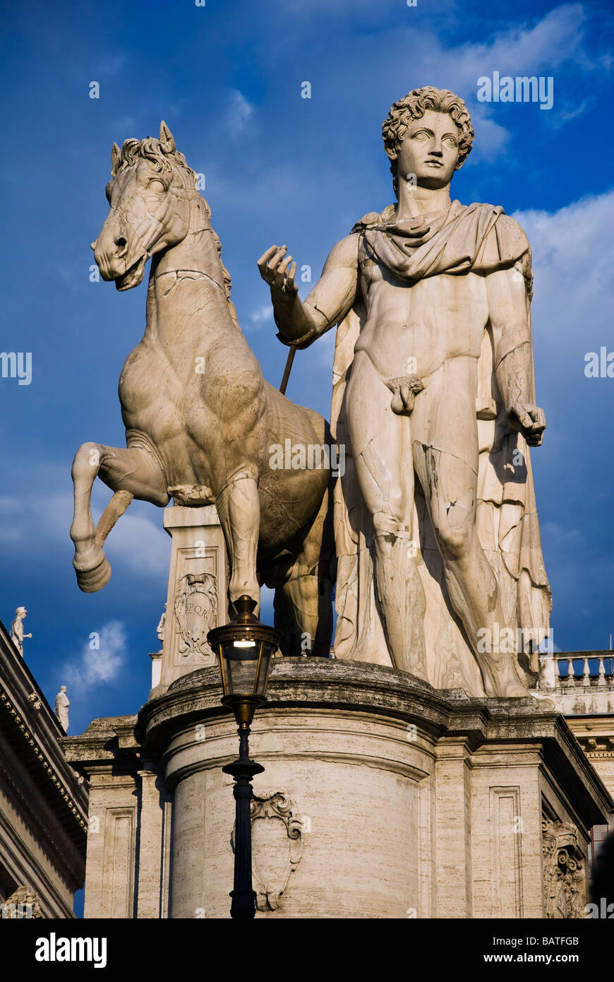 Dioscuri castore hi-res stock photography and images - Alamy