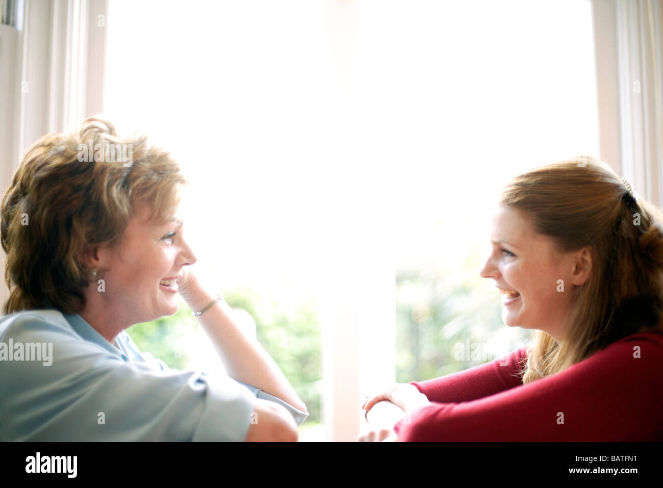 Mother daughter discuss discussion hi-res stock photography and images ...