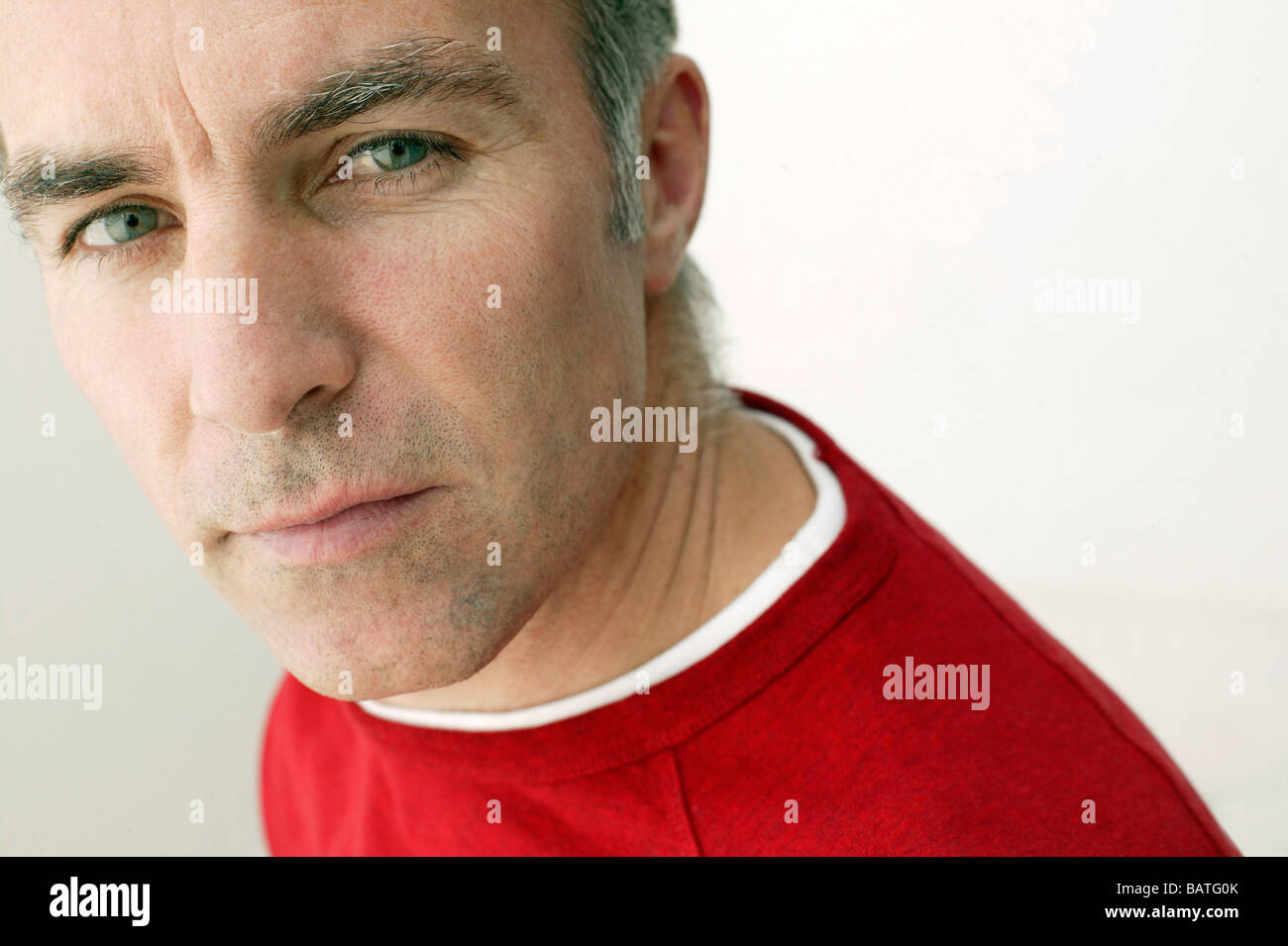 Serious face portrait hi-res stock photography and images - Alamy