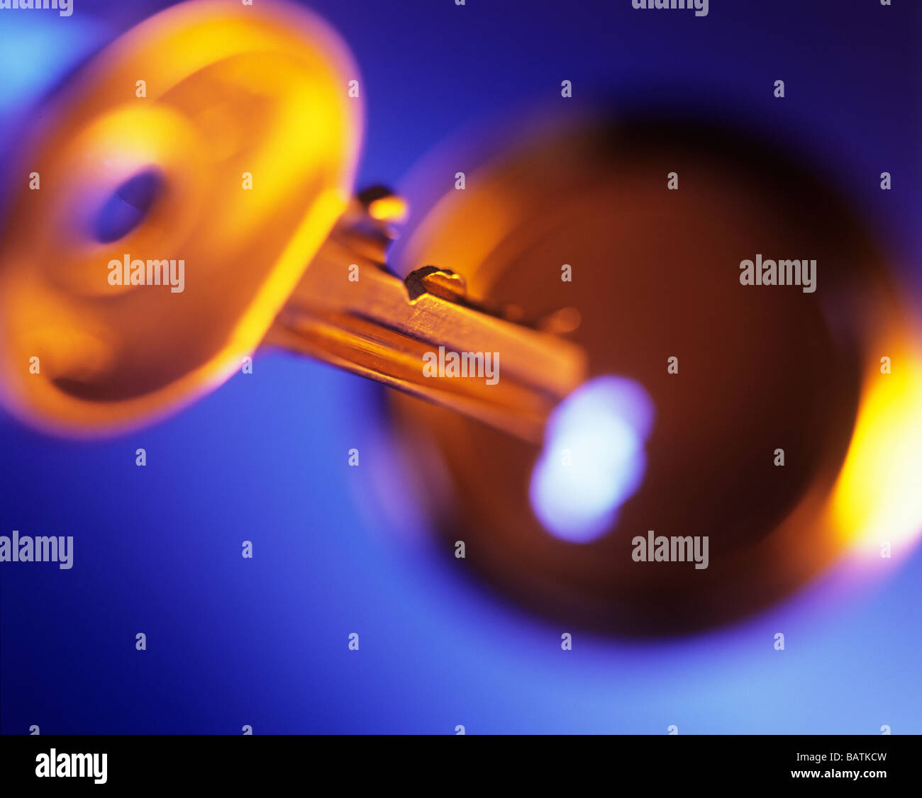 Lock and key mechanism hi-res stock photography and images - Alamy