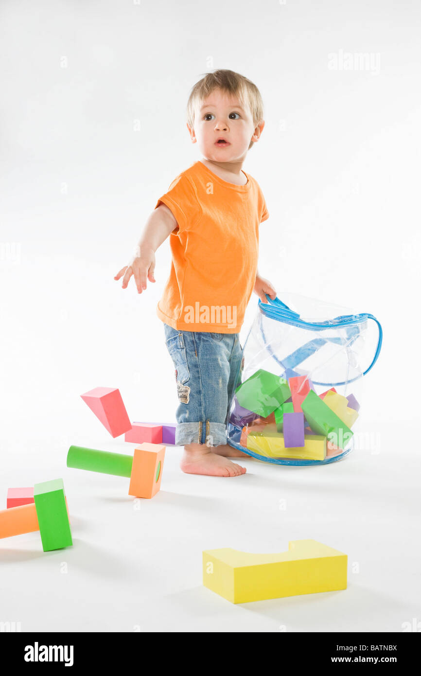 Toddler bricks hi-res stock photography and images - Alamy