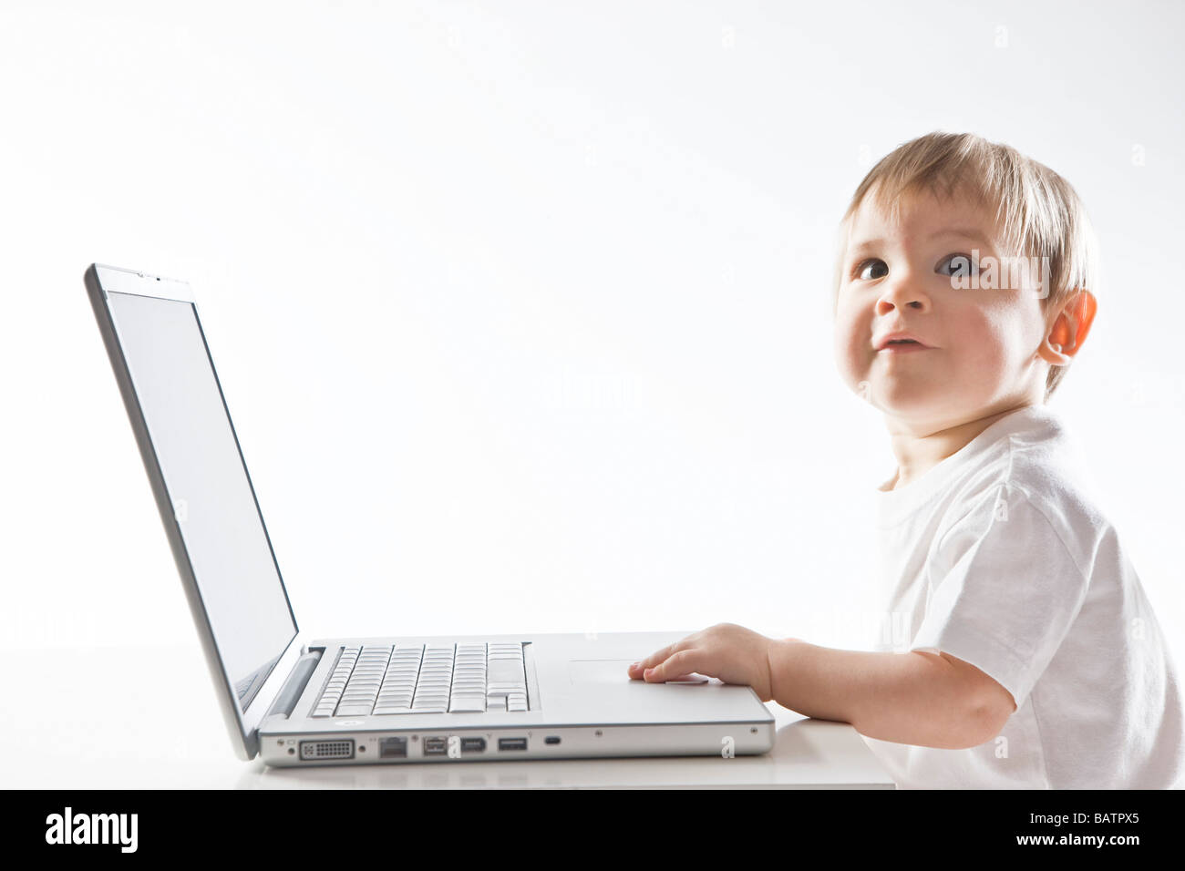 Child computer typing hi-res stock photography and images - Alamy