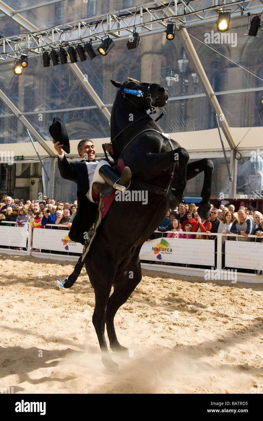 Dressage horse show hi-res stock photography and images - Alamy