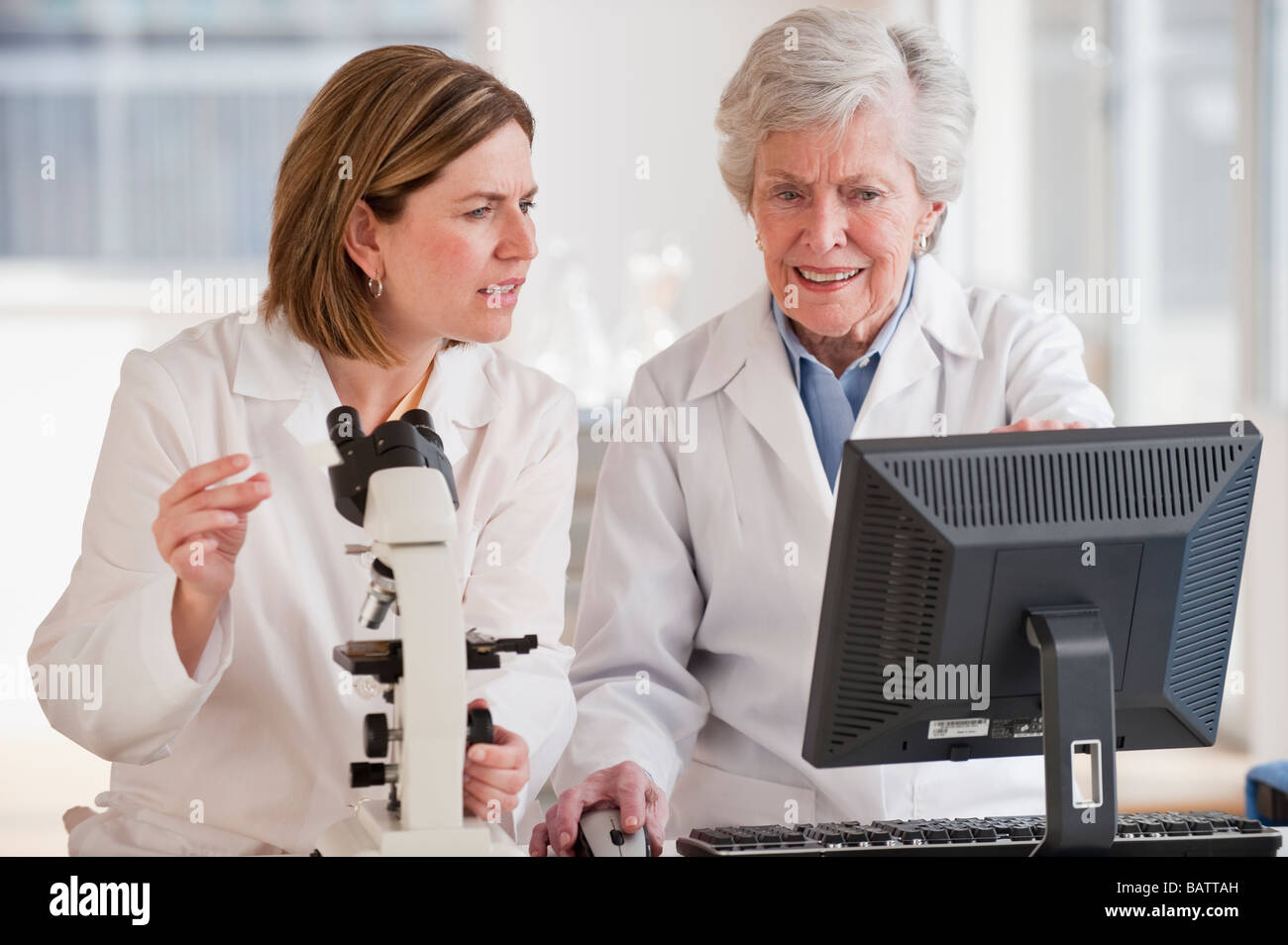 North american scientists hi-res stock photography and images - Alamy