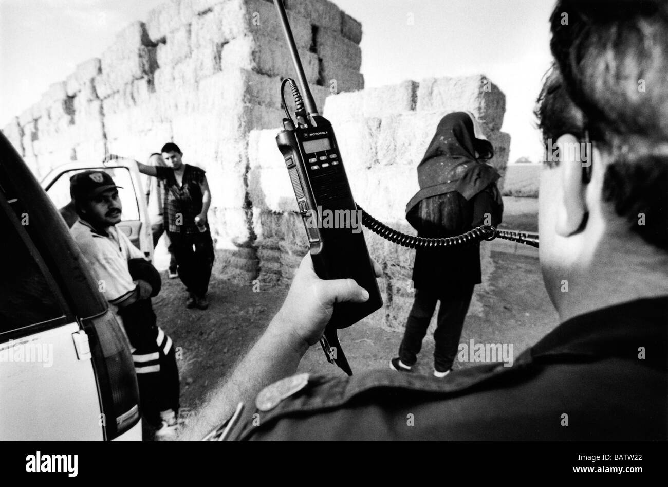 Mexican usa border Black and White Stock Photos & Images - Alamy