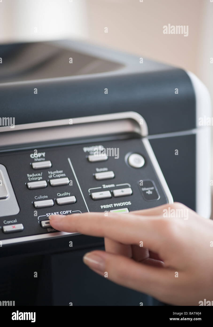 Using photocopier hi-res stock photography and images - Alamy