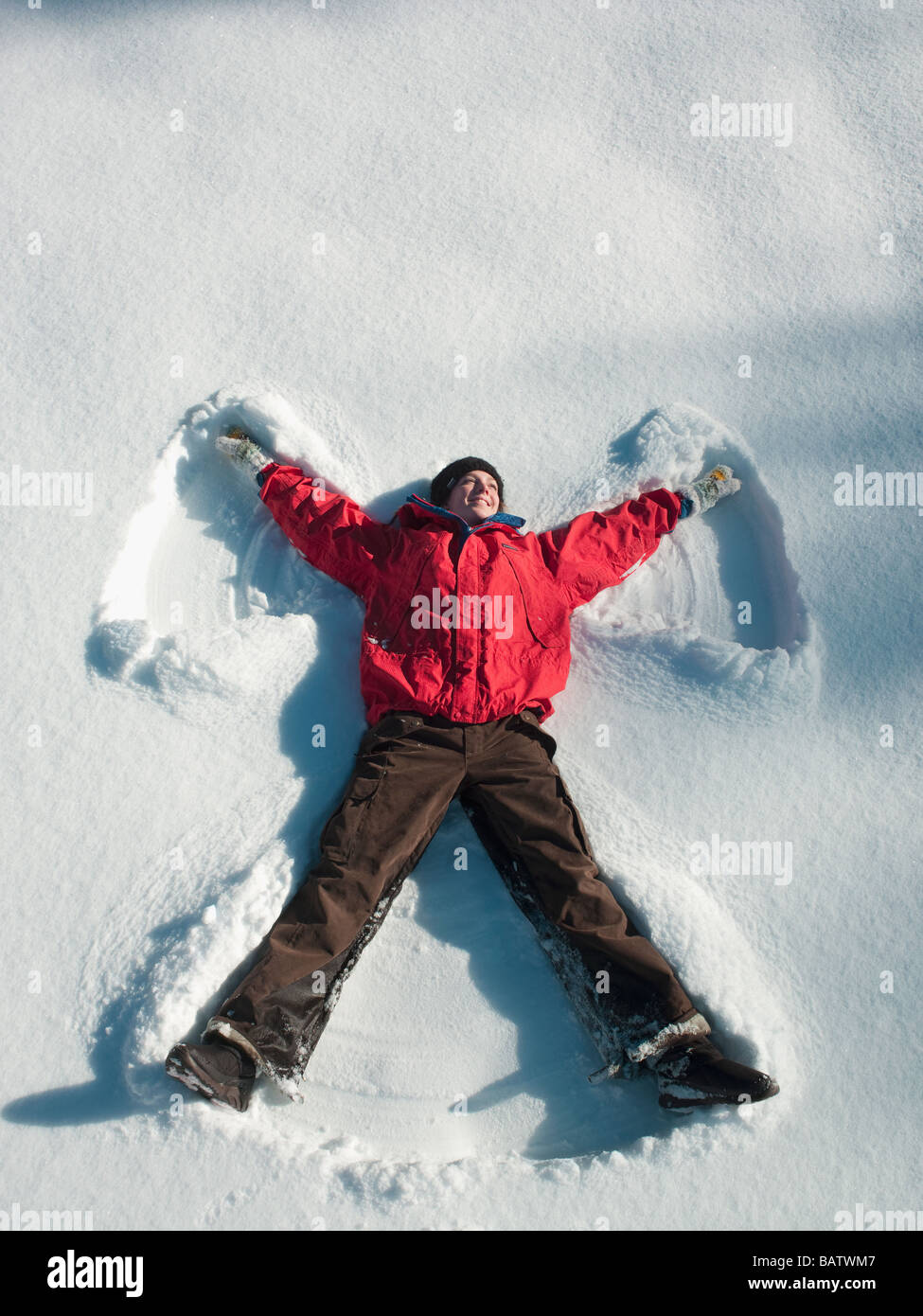 Imprint angel snow winter hi-res stock photography and images - Alamy