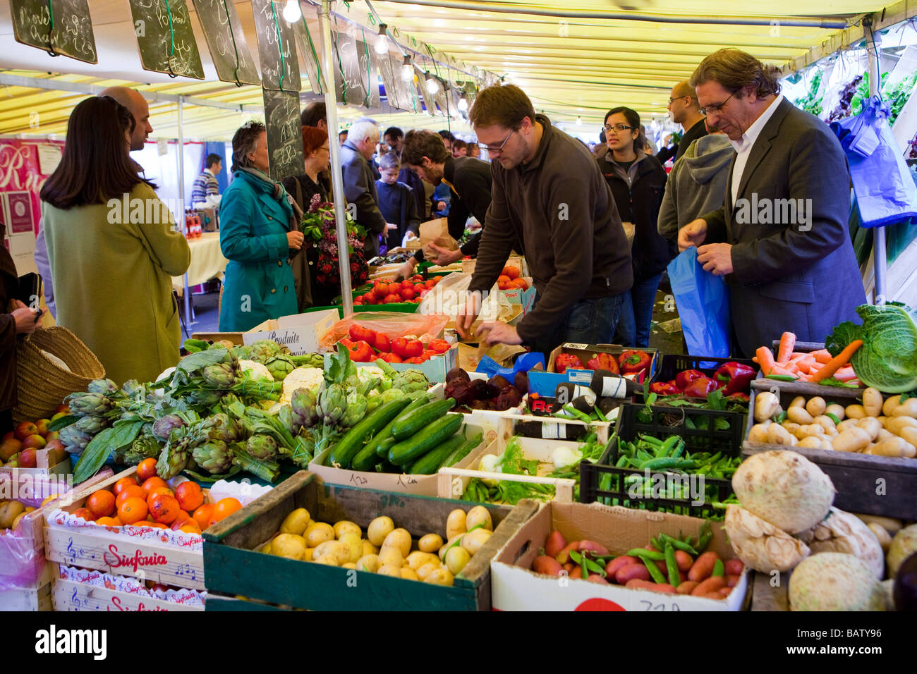 Bastille Street Market Paris Stock Photo - Alamy