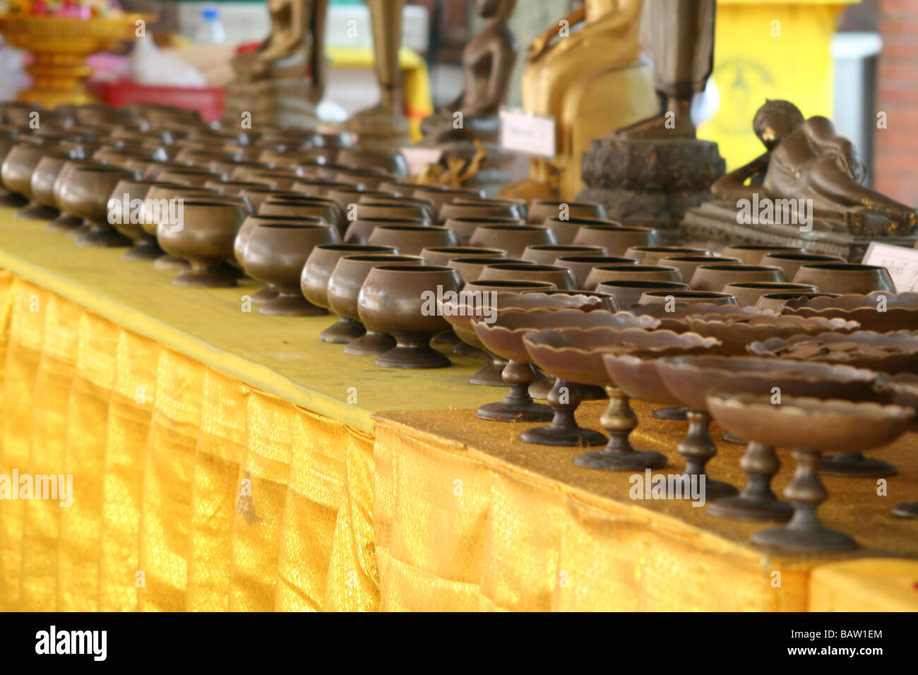 Thai offering money pots, bangkok, thailand Stock Photo - Alamy