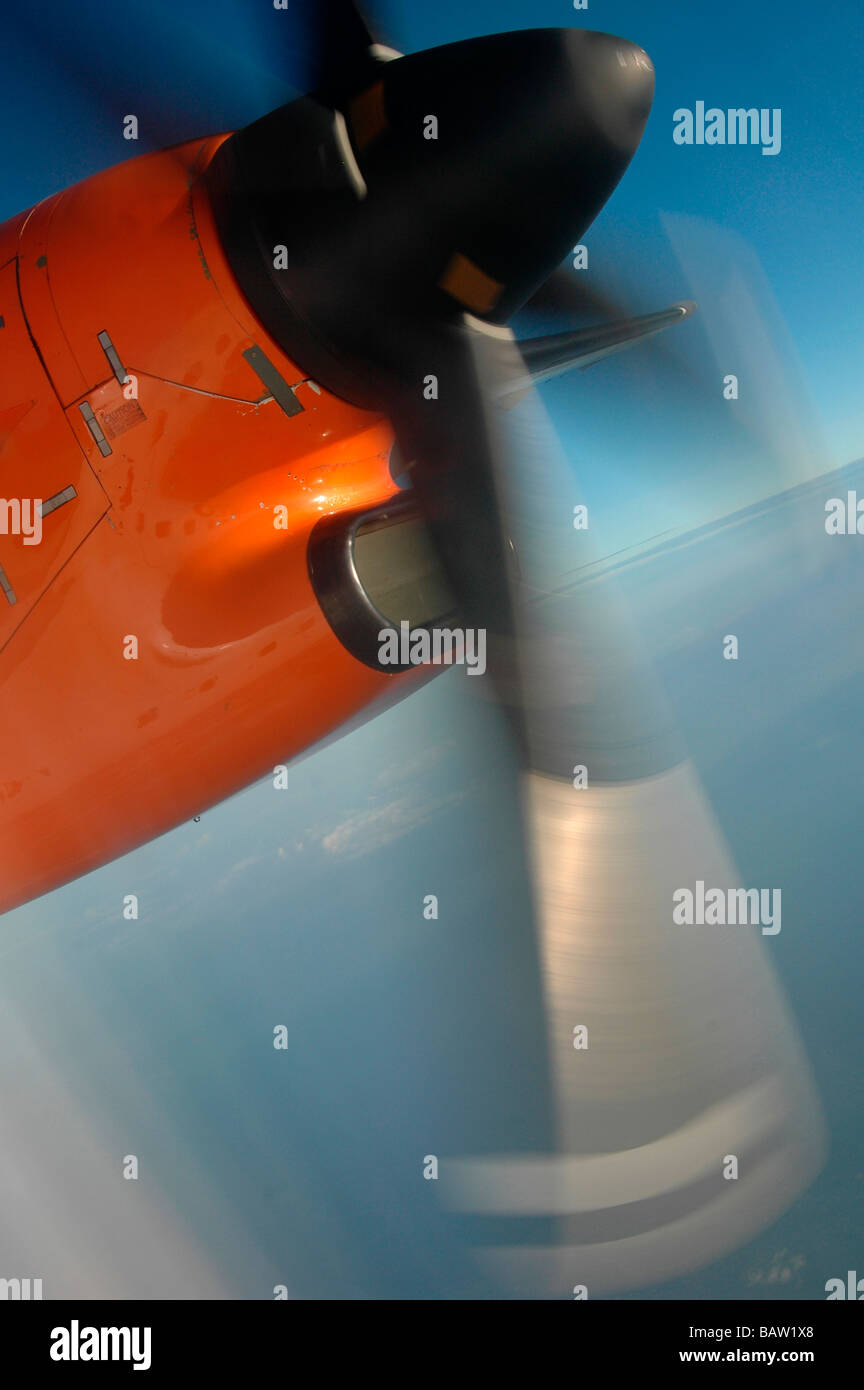 Dash 8 propeller Stock Photo - Alamy