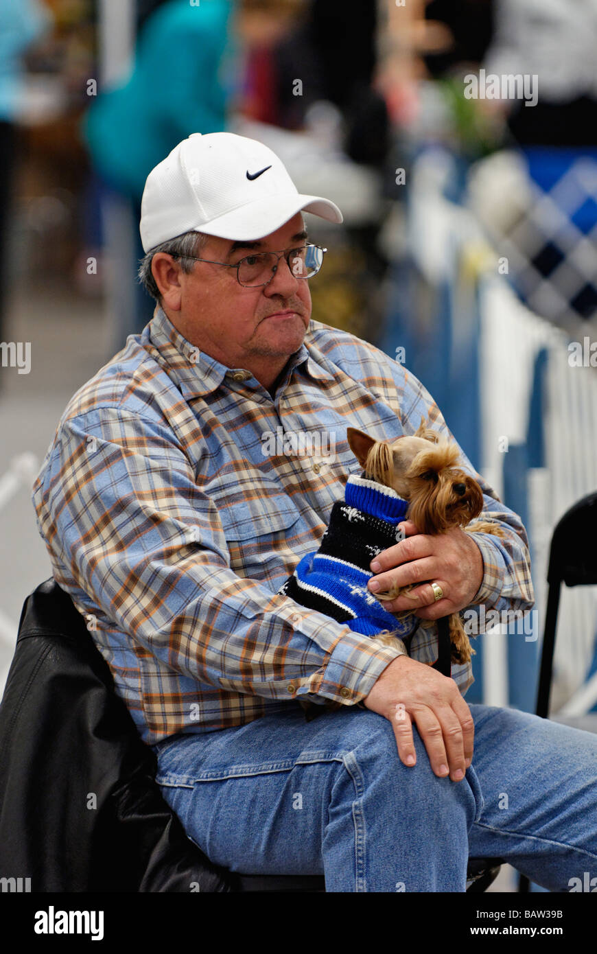 Lap dog man hi-res stock photography and images - Alamy
