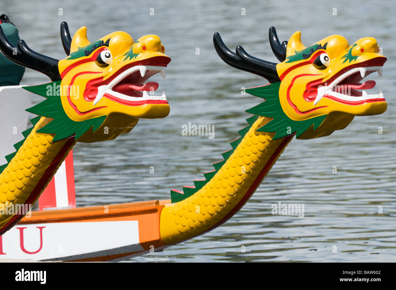 Dragon boats hi-res stock photography and images - Alamy