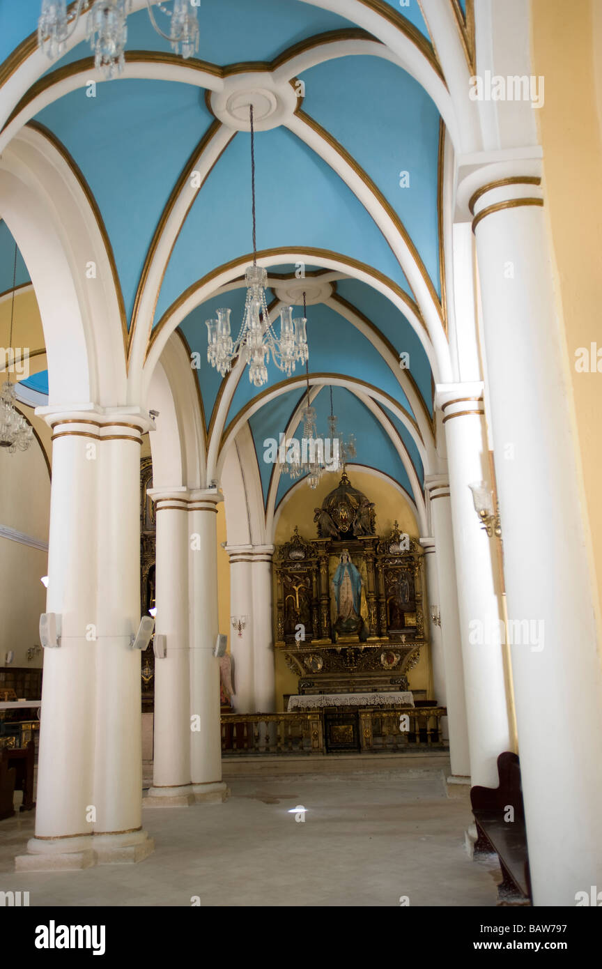 Interior of Nuestra Señora de la Guadalupe Cathedral (AKA Ponce ...