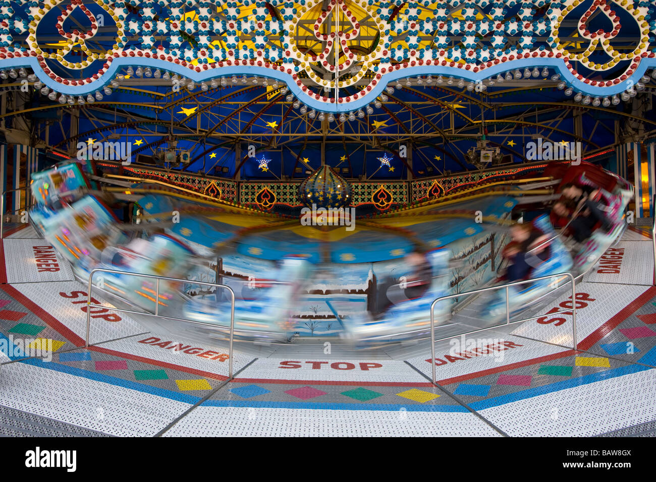 Fun fair roundabout hi-res stock photography and images - Alamy