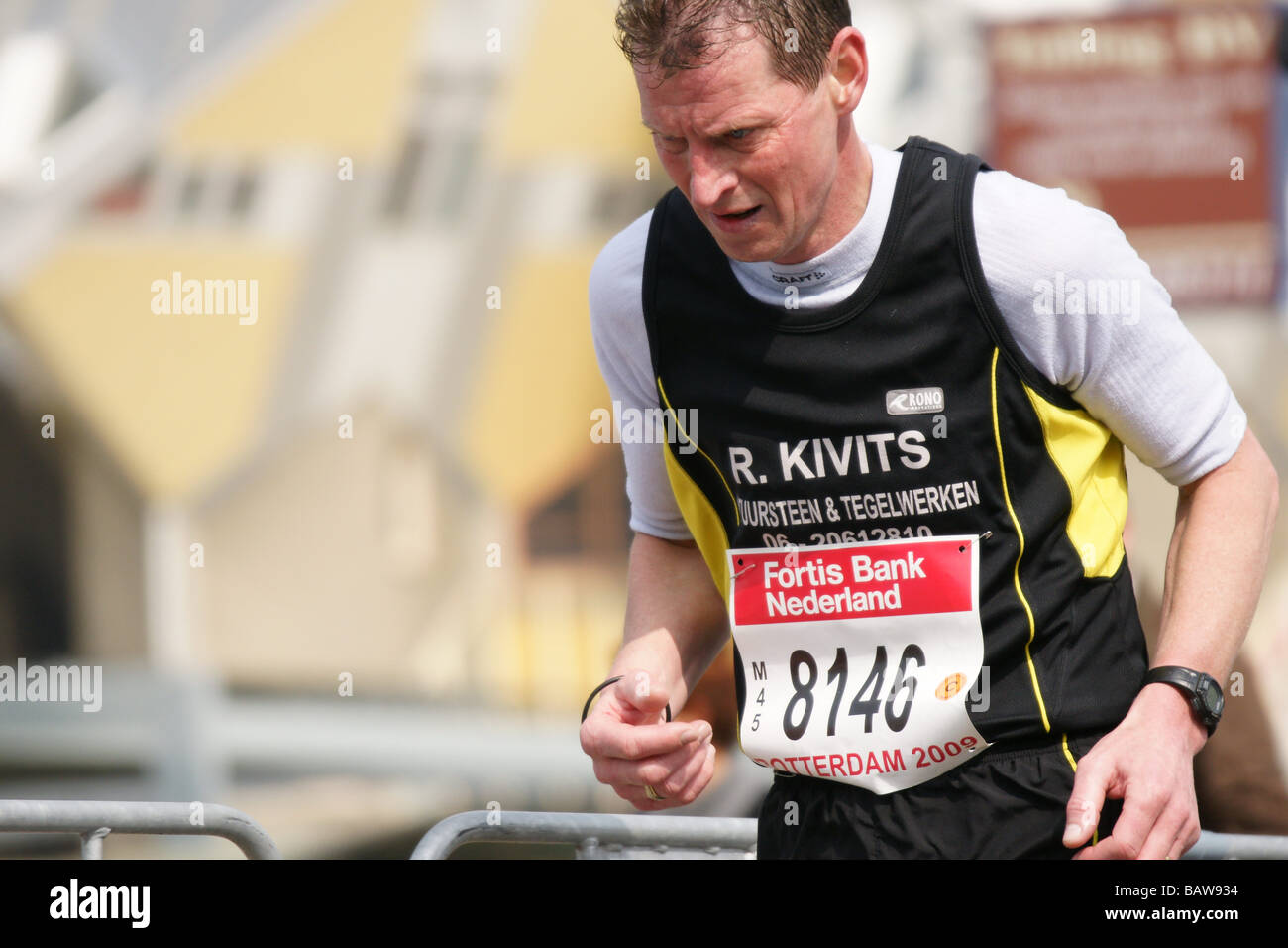Rotterdam city street race sport marathon runners running spring 2009 ...