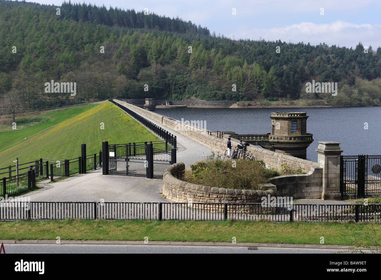 Ladybower Reservoir and Dam is a popular attraction for cyclists and ...