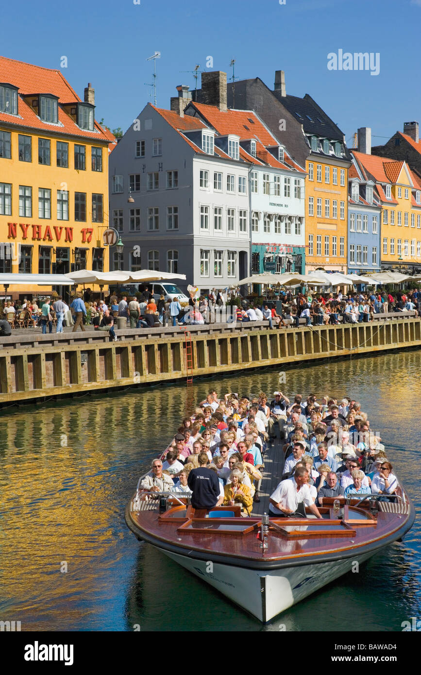 Nyhavn Canal, Copenhagen, Denmark; Tour boat on a canal Stock Photo - Alamy