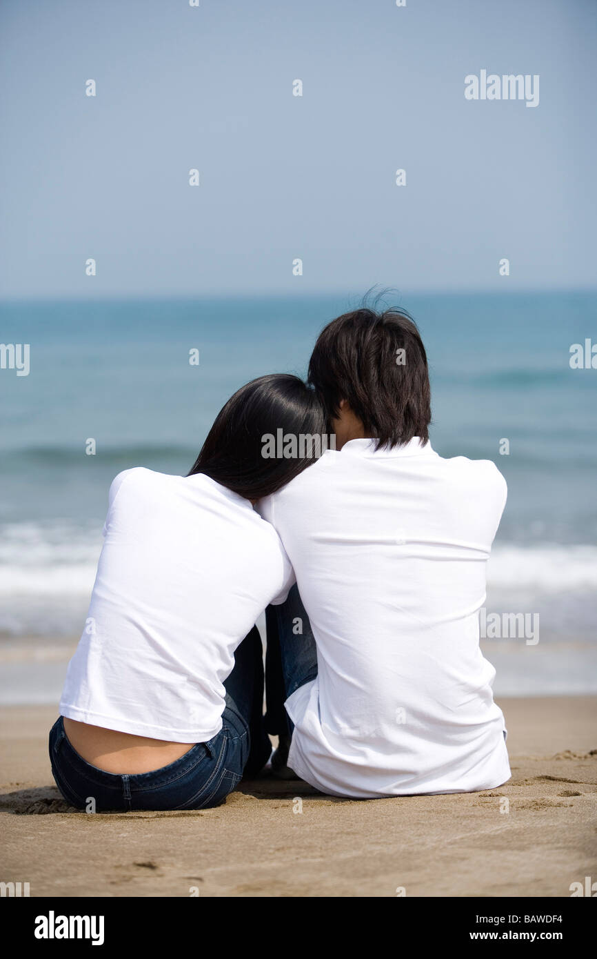 Headshot over the shoulder hi-res stock photography and images - Alamy