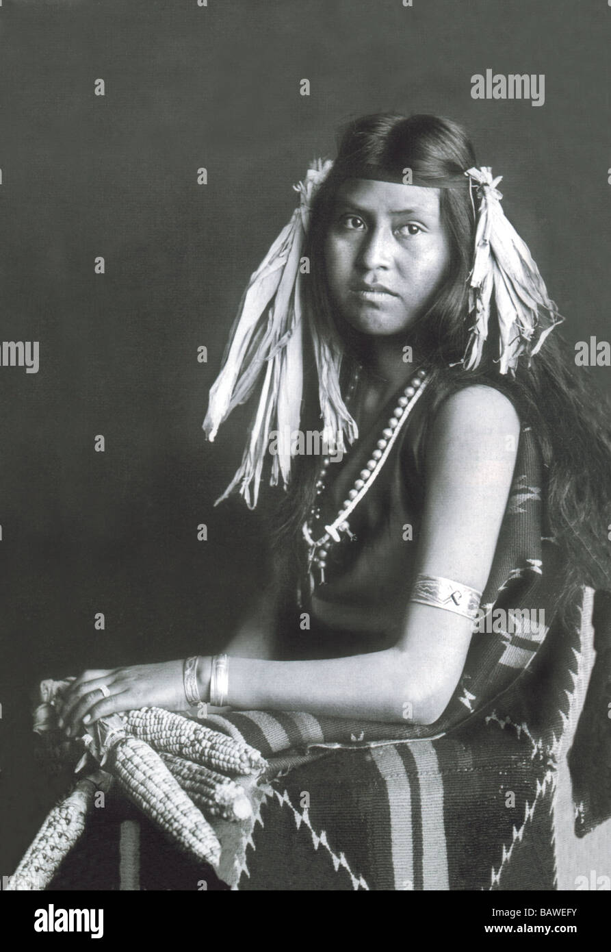 Native americans corn hi-res stock photography and images - Alamy