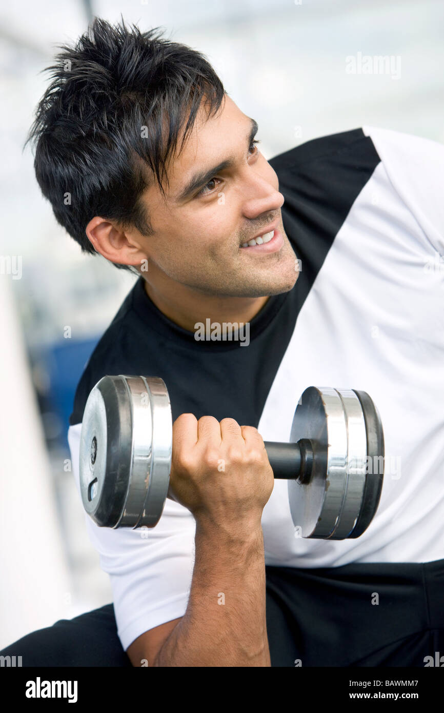 man lifting weights Stock Photo - Alamy