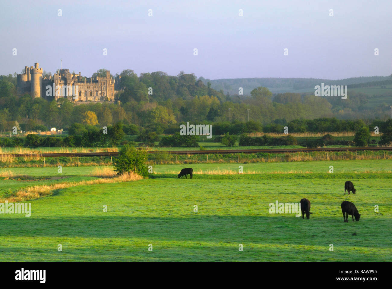 Arundel castle hi-res stock photography and images - Alamy
