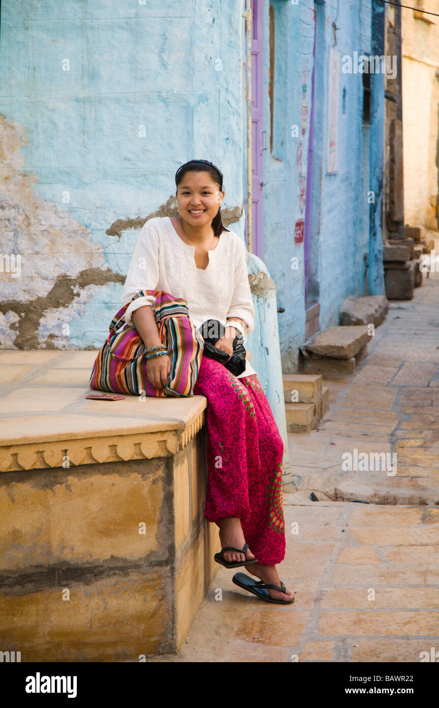 Asian back packing hi-res stock photography and images - Alamy