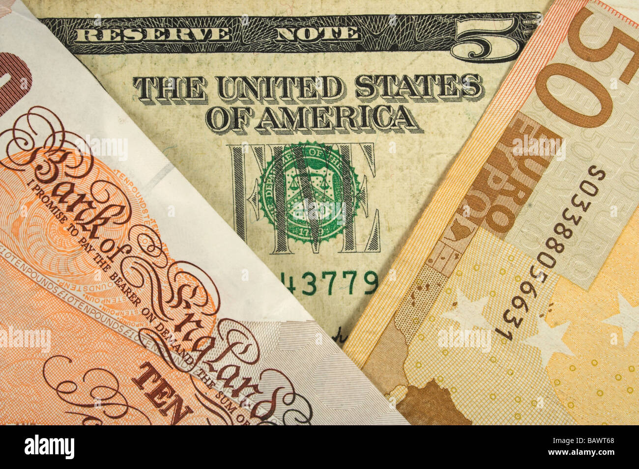 Exchange bureau notes hi-res stock photography and images - Alamy