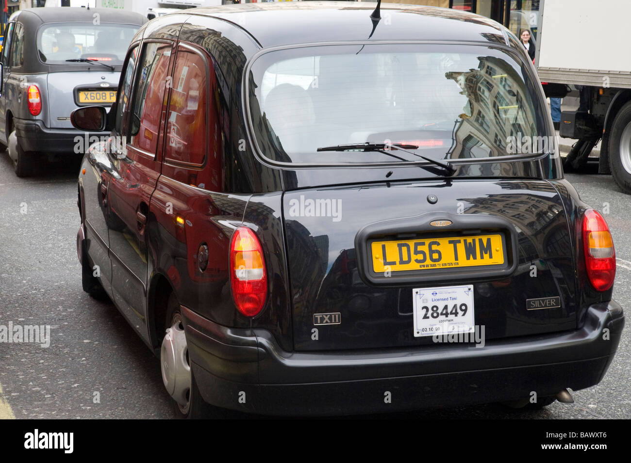 With london taxi hi-res stock photography and images - Alamy