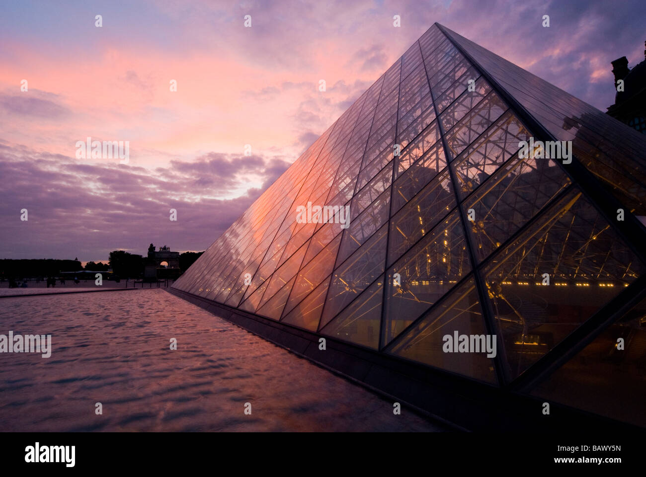 Louvre Pyramid Dusk Stock Photo - Alamy