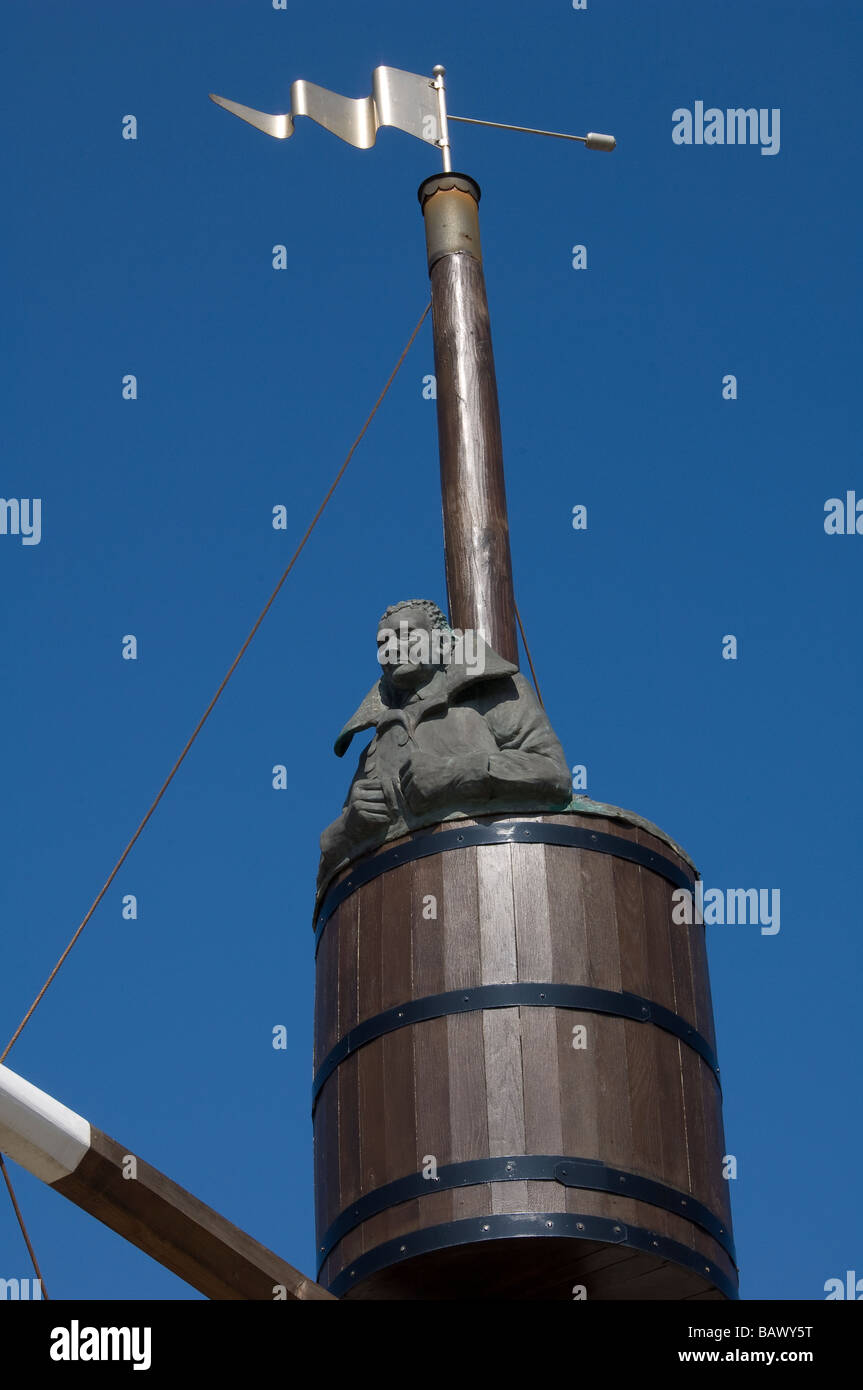 Crow's nest lookout hi-res stock photography and images - Alamy