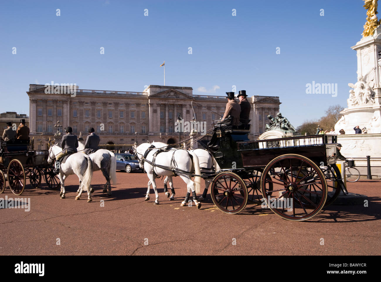 Royal carriages hi-res stock photography and images - Alamy